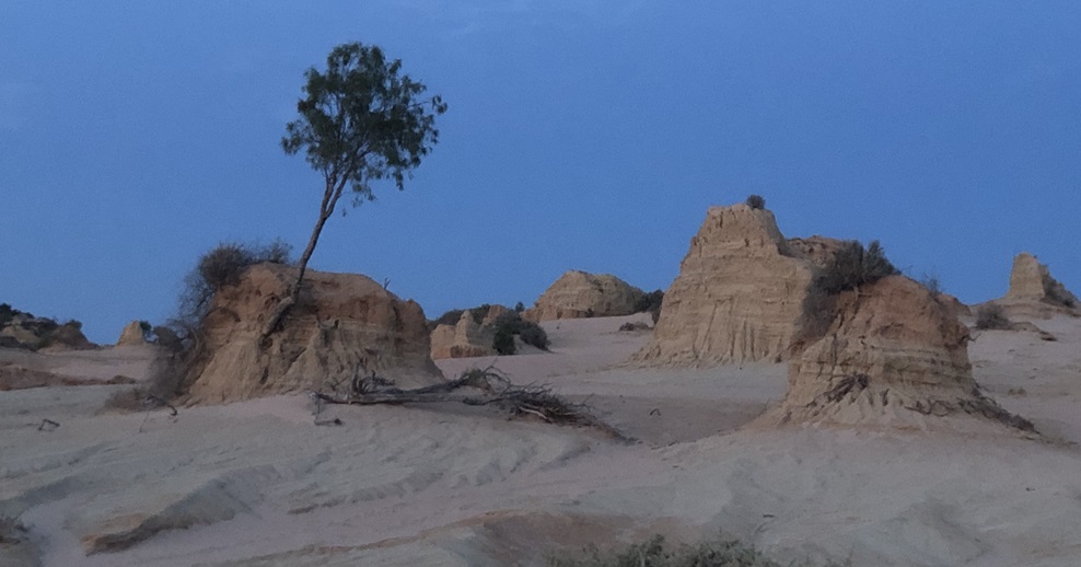 World Heritage Willandra Lakes and Mungo National Park